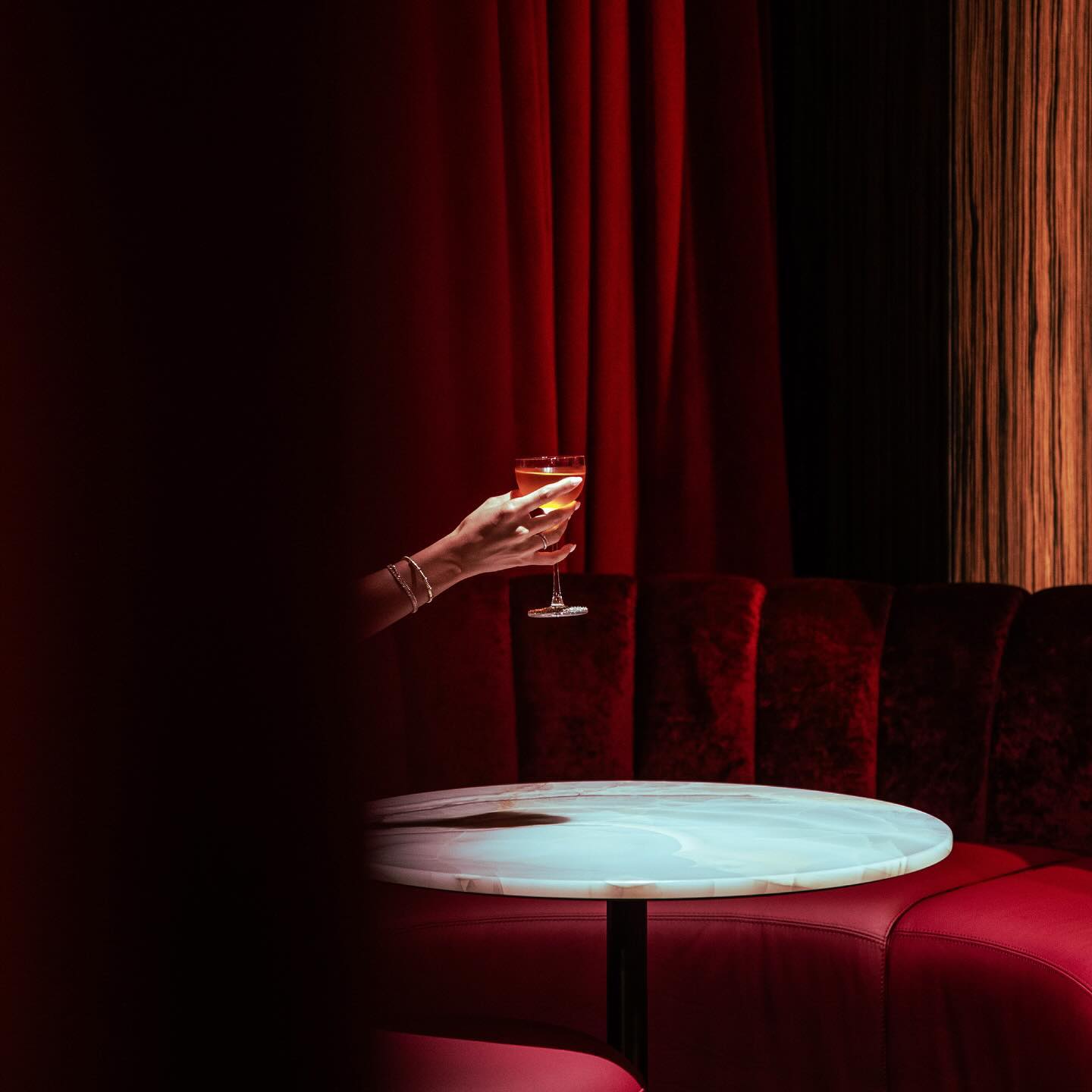 Rose Bar | Miami-Inspired Nightlife | Delano Dubai Bluewaters