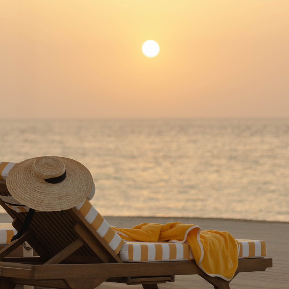 Luxury Beach & Roman-Style Pool | Delano Dubai Bluewaters