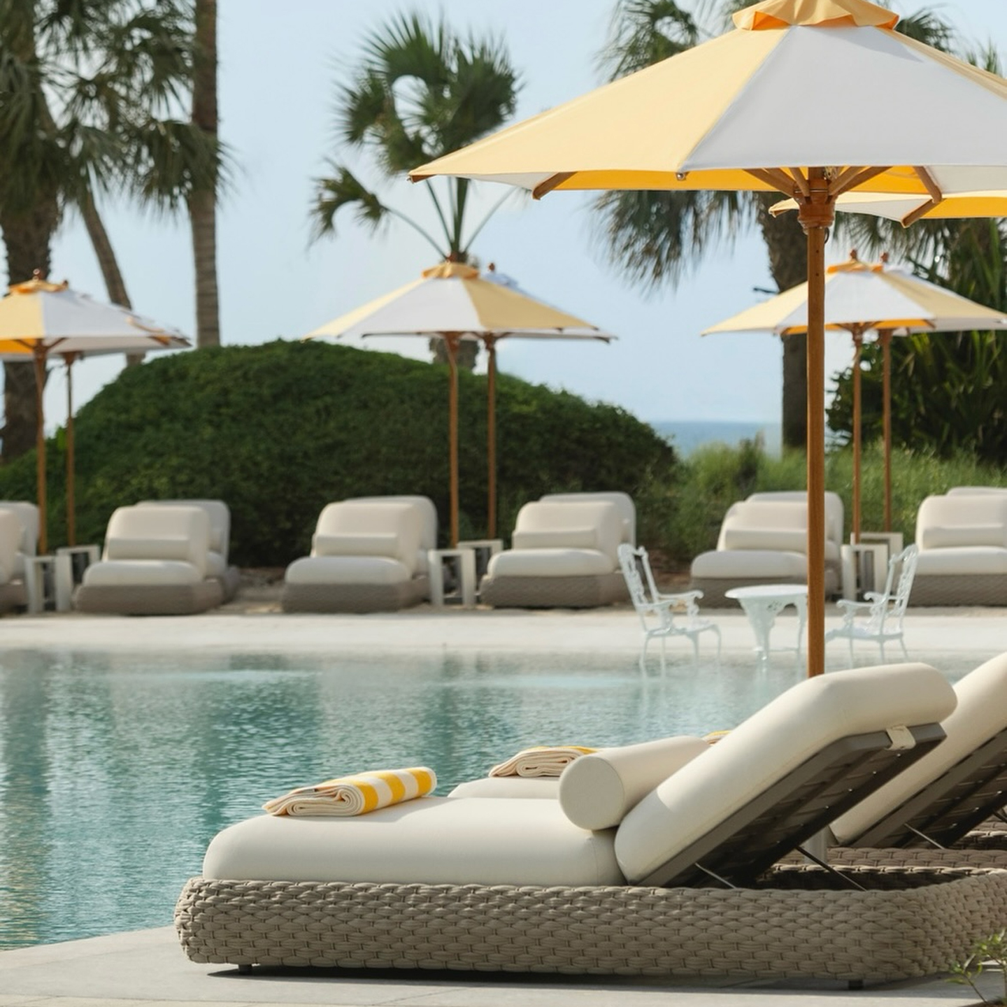 Luxury Beach & Roman-Style Pool | Delano Dubai Bluewaters